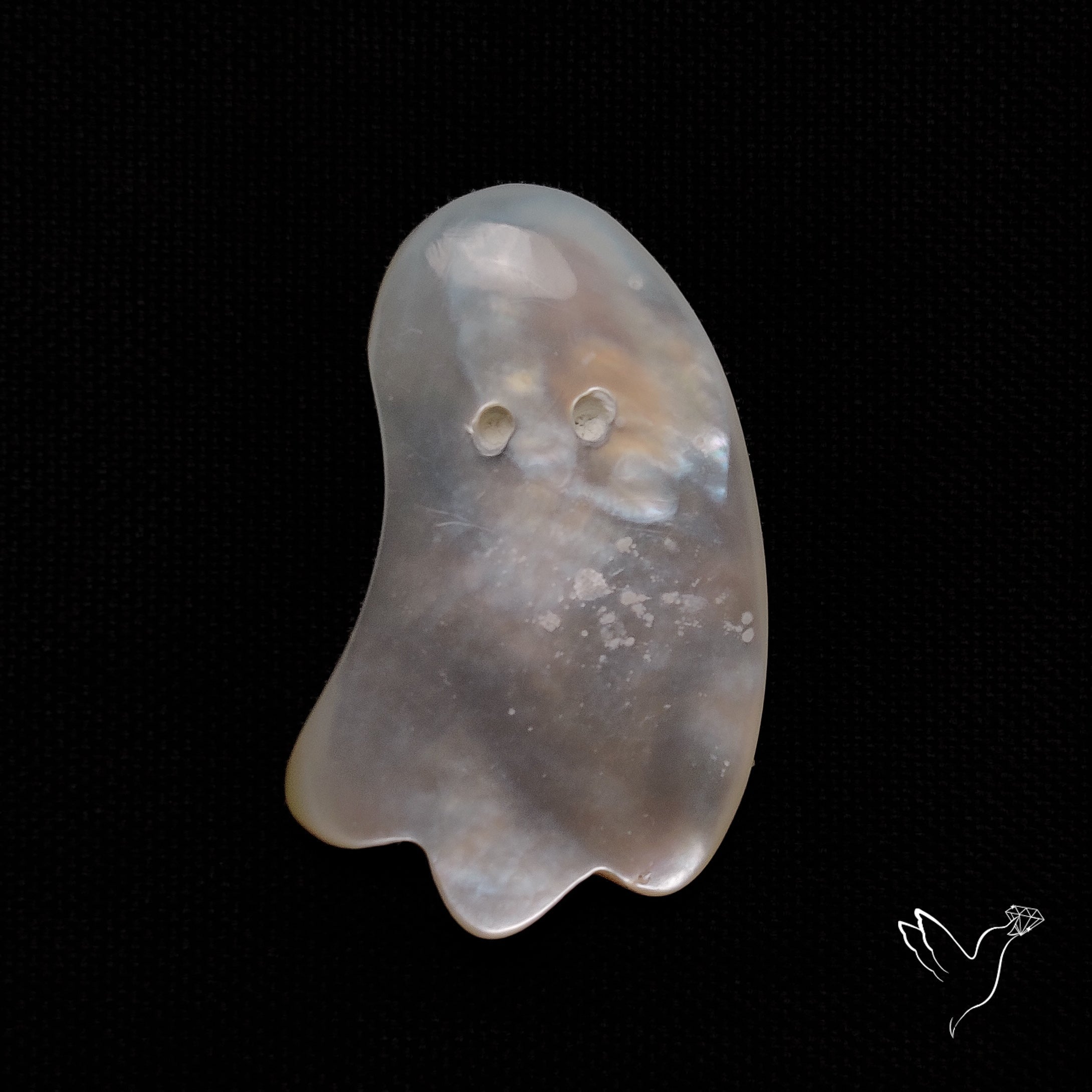 Mother Of Pearl | Mother Of Pearl Ghost Carving (21X13X2 mm ...